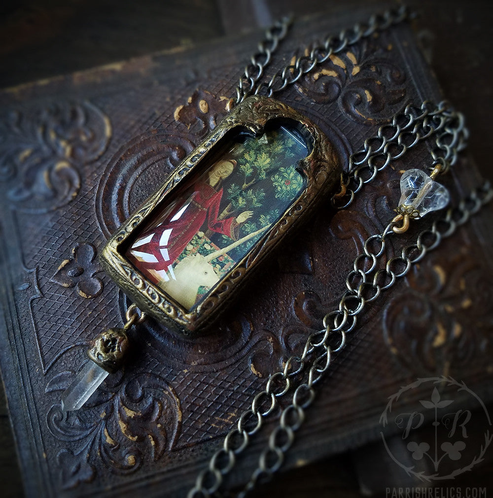 Lady & the Unicorn ~ Gothic Arch Quartz Crystal Pictorial Shrine Amule ...