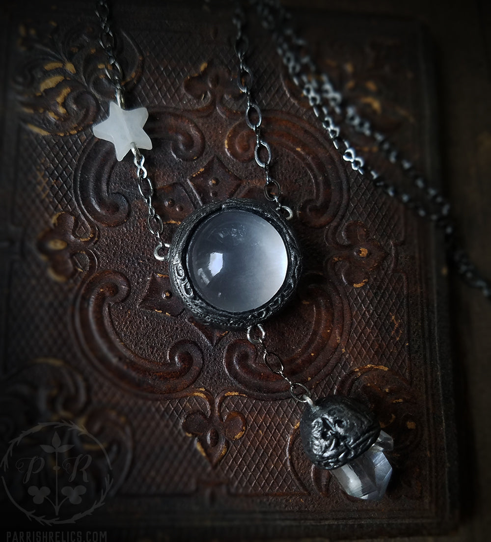 Moonspell Amulet ~ Moonstone & Quartz Crystal – Parrish Relics
